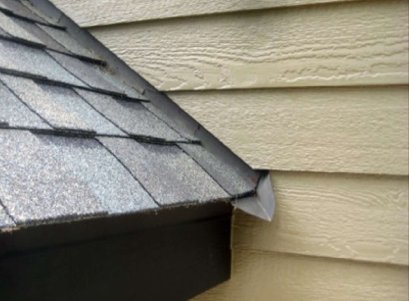 Roof Maintenance Checklist: 11 Chores to Help Maintain Your Roof